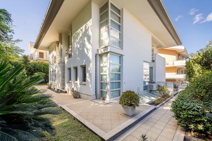 The Grand Escape – Luxury Villa With Jacuzzi - Zafferana etnea