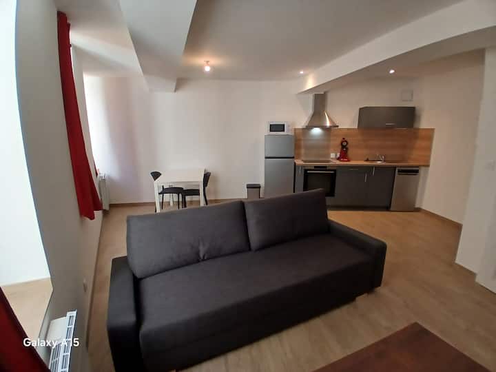 Beau Studio Au Centre De Nyons En Drôme Provençale - Nyons