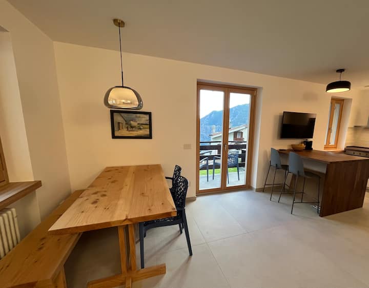 Baita Mirabel:
Alpine Comfort - Endless Adventure - Champoluc