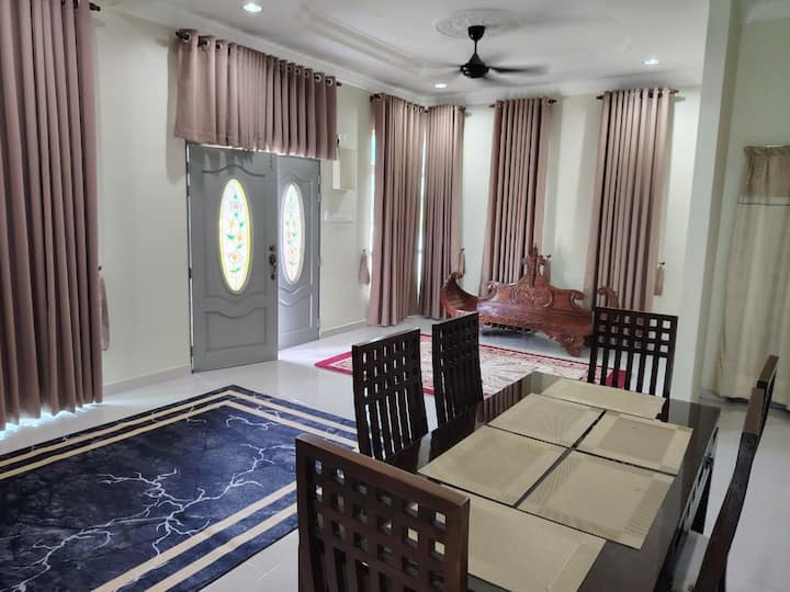 Homestay Yasmeen - Marang