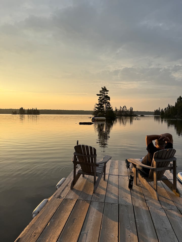 3 Bedroom Lakefront Cottage | Ofsc & Trails Nearby - Sturgeon Falls