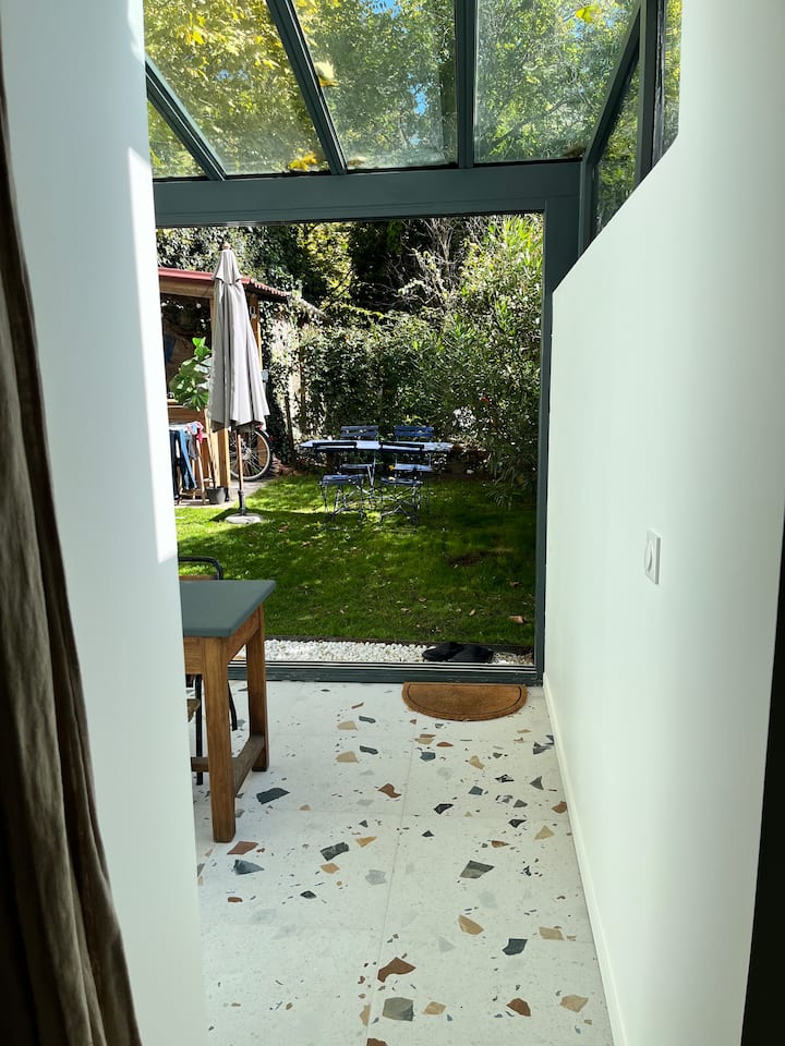 Lyon Croix-rousse. Superbe Appartement Avec Jardin - Lione