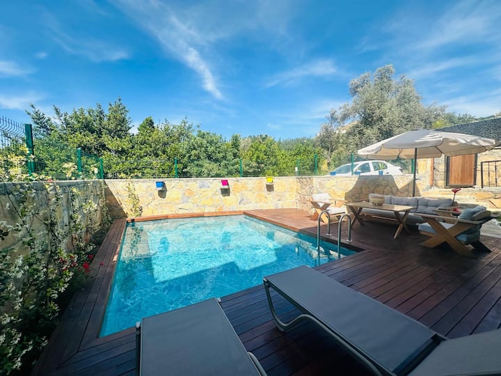 Muhtesem Doga, Huzur, Eglence Mustakil Bahceli - Yalıkavak