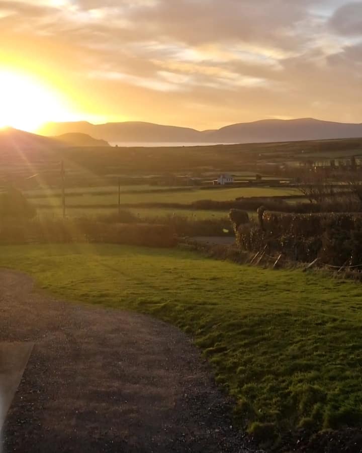 The Lookout - Endless Views - Dingle