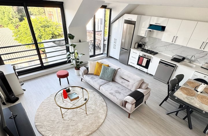 Le Grand Chic Au 102 - Brüssel Region, Belgien