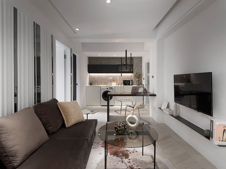 Breeze Center/市政府捷運站1分鐘/鄰近101/電梯/信義商圈/2房1衛 - Taipei