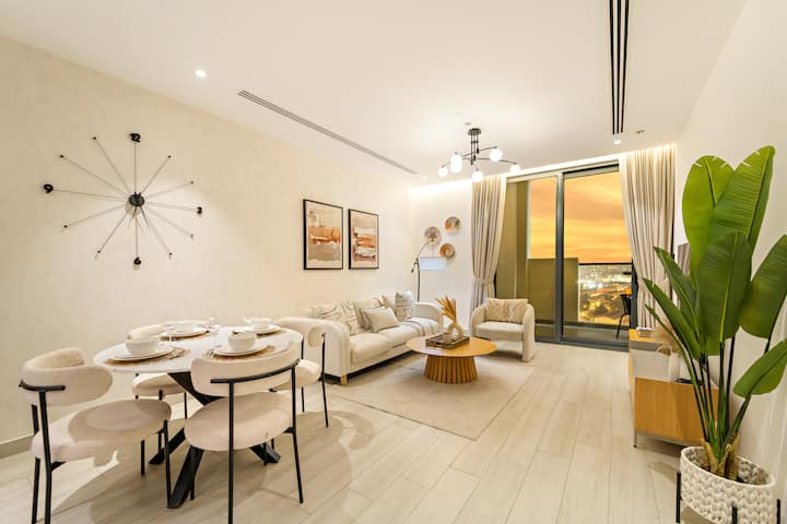 First Class |1br| Stylish Comfort | Near Jvt Park - Dubai