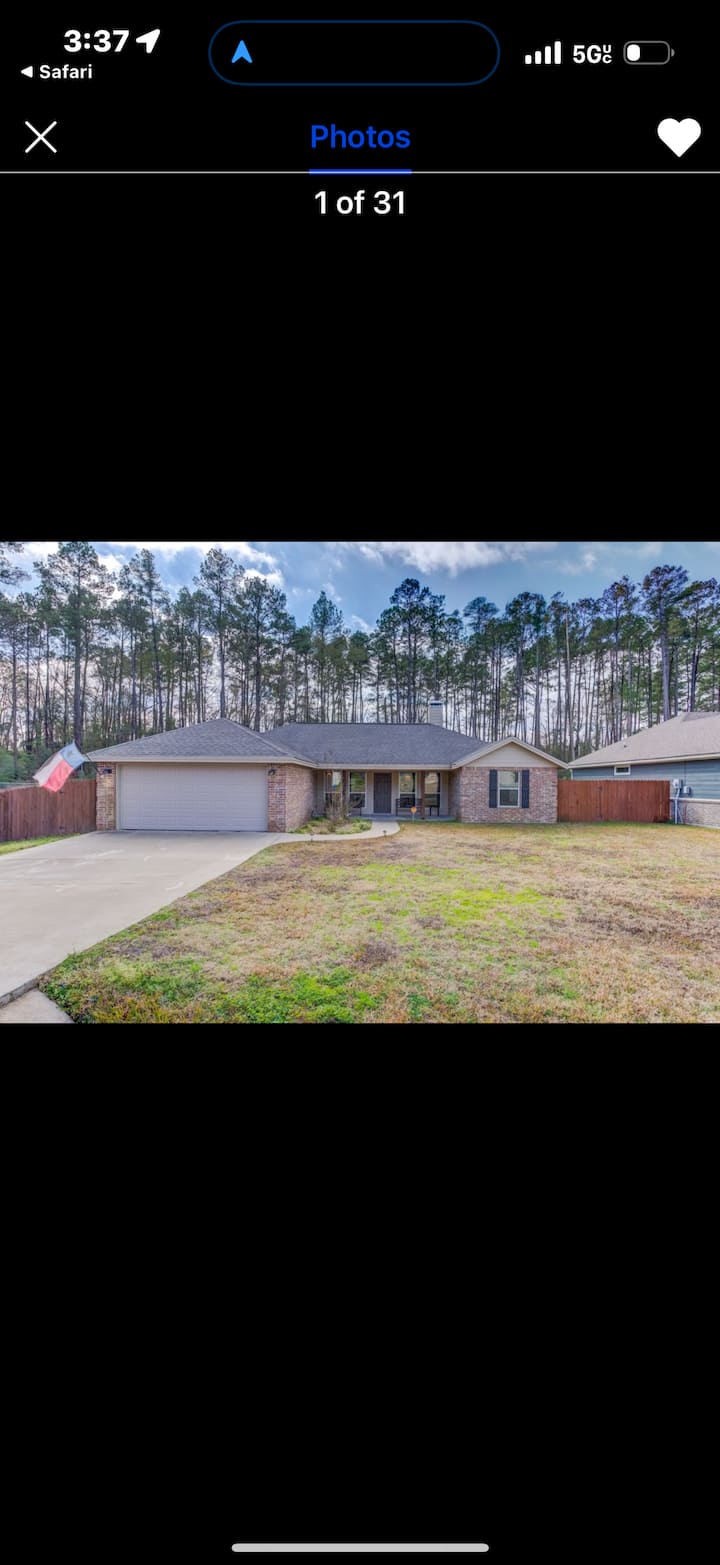 The Rainbow Palace - Lufkin, TX