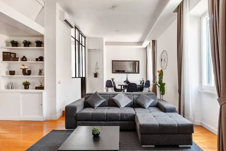 Stamira 31 "La Villa" Apartment - Italy