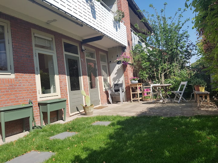 Spacious 4-bedroom Family-friendly House - Amsterdam