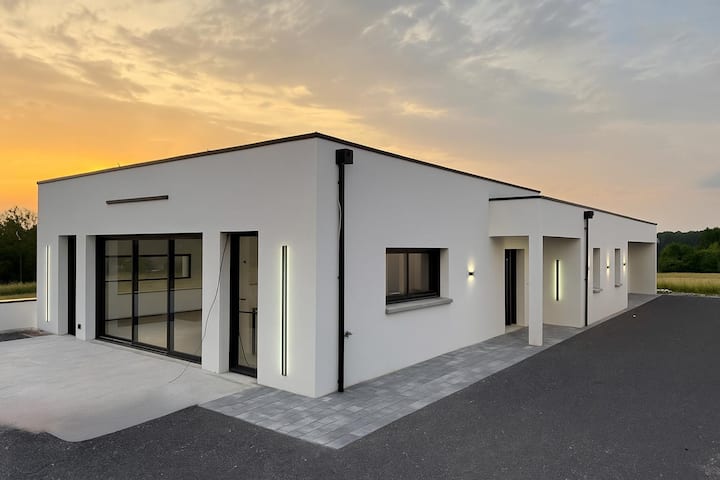 Maison Neuve – Confort Et Détente - Mirecourt