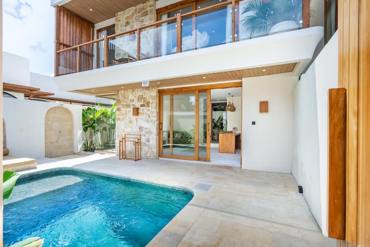 Chic 1br Coastal Hideaway  Steps From Kuta Beach - Legian