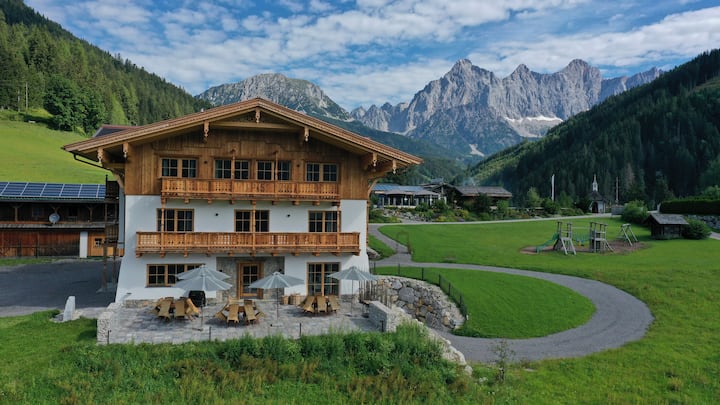 Ganzes Ferienhaus Für Bis Zu 24 Personen - Schladming