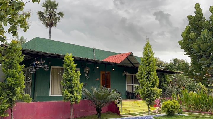 Sr Farm Stay - Medchal