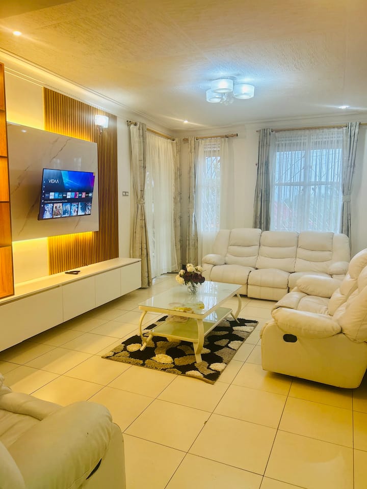 Joyfulliving - 10 Mins To Airport & Victoriamall - Uganda