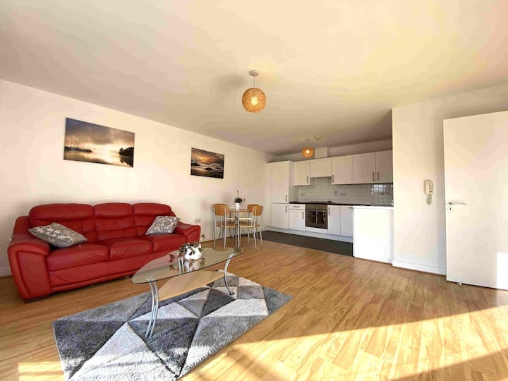 1 Bed Apartment - Dublin - Suit Workforce - Dublin