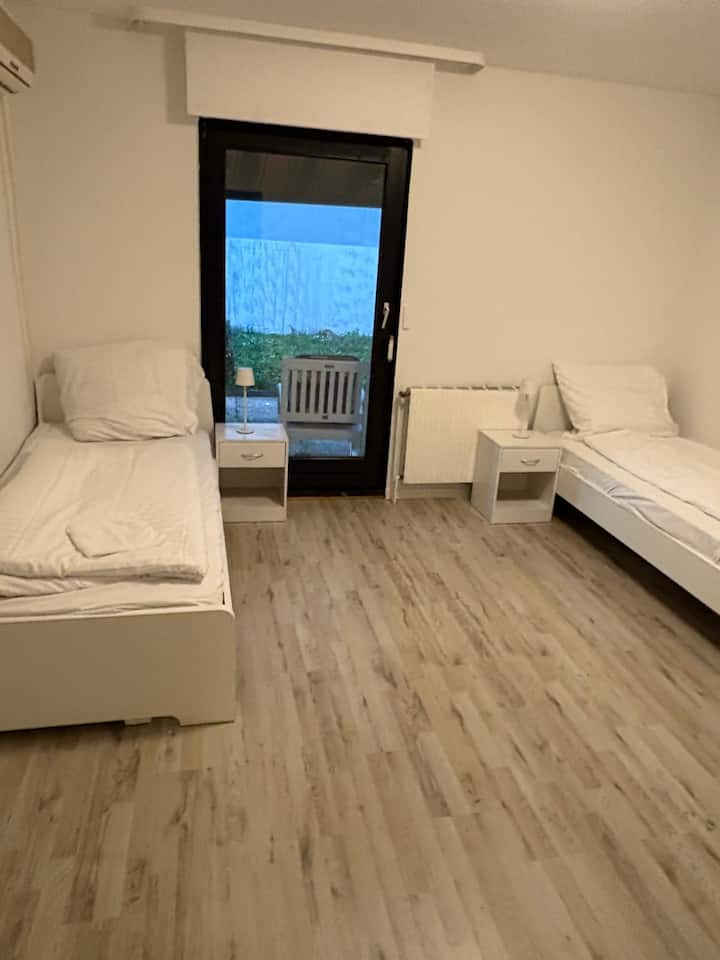 3 Bedroom Villa In Heusanstamm - Francfort