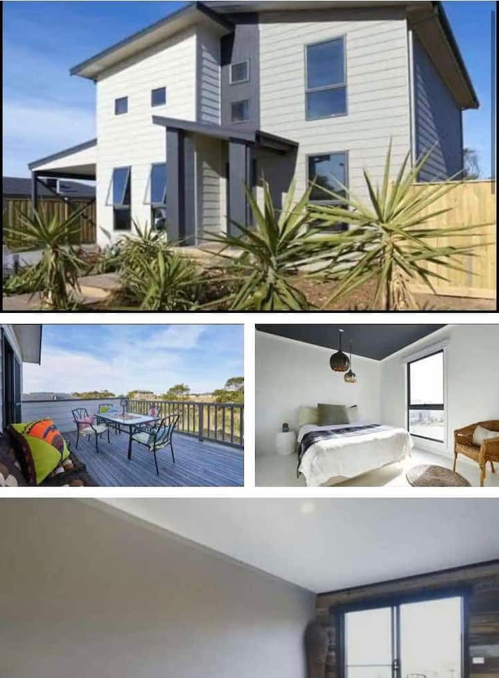 Sleeps Six Private Track To Beach - Phillip Island