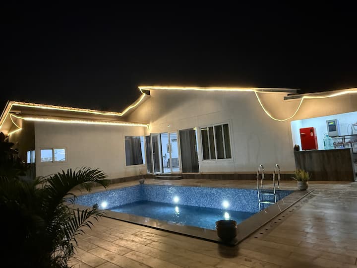 Luxuria Farms By La Bella Luxuria - Noida