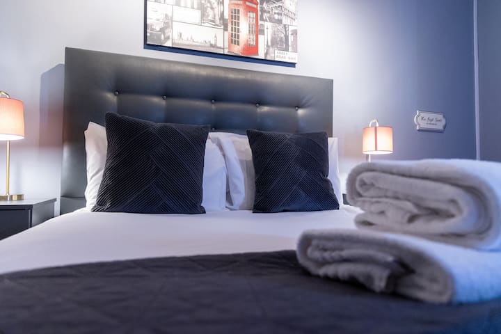 Sleeps 10 | Contractors | Relocators | Families - ウォルヴァーハンプトン