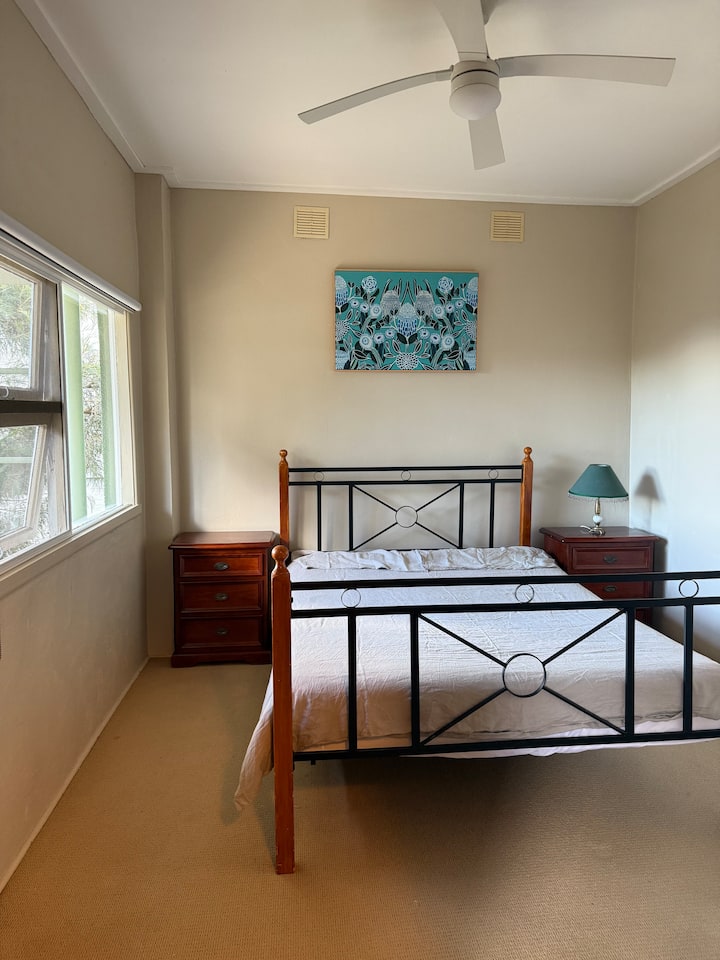 Leafy Nook With Ocean View - Dapto