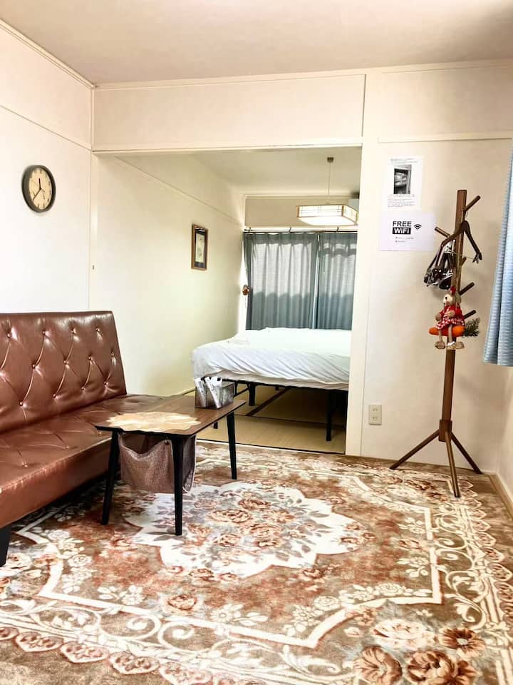 名古屋駅徒歩5分/白川郷行きバス停徒歩圏内/ベッド3+ソファベッド1/快適に寛げる清潔な部屋 - Nagoya