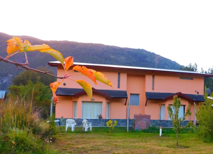 Confort Junto A La Naturaleza Para 18 Pax - El Bolsón