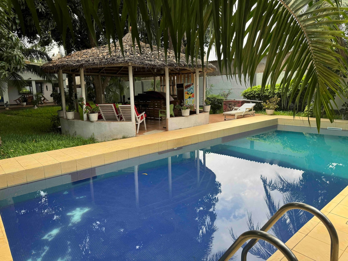 Villa Akueba Cacavelli Nature-Relaxation-Pool - Houses for Rent in Lomé ...