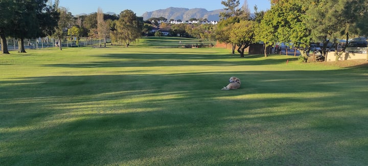 Winelands Cosy Cottage - Somerset West
