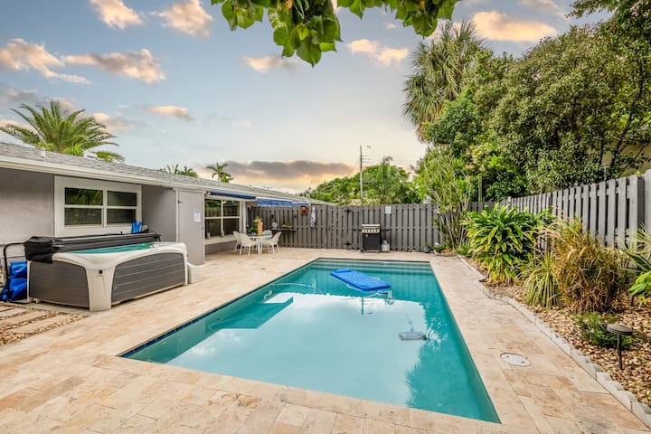 1bd Retreat • Pool & Hot Tub • Flex Check In/out - Pompano Beach, FL