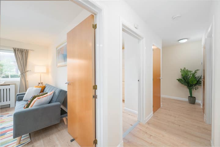 Cozy, Stylish Home • Peaceful Stay •Great Location - Aberdeen Airport (ABZ)