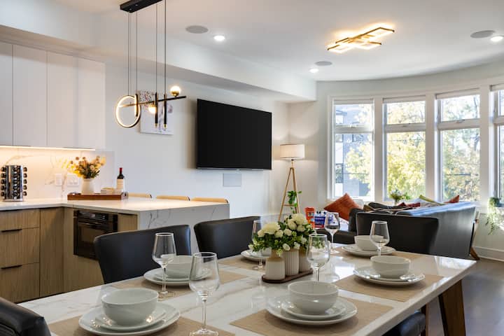 Ultra Lux Rooftop Oasis | Mins To Nyc | Large Home - Jersey City, NJ