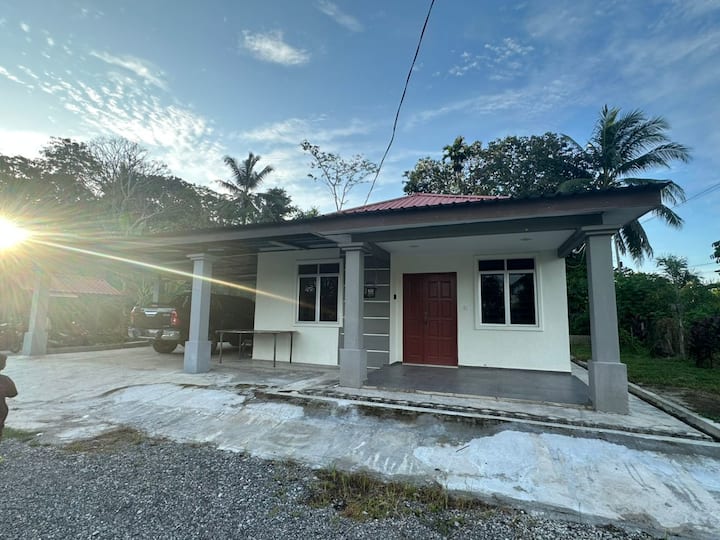 Aisy's Homestay - Kuala Nerang