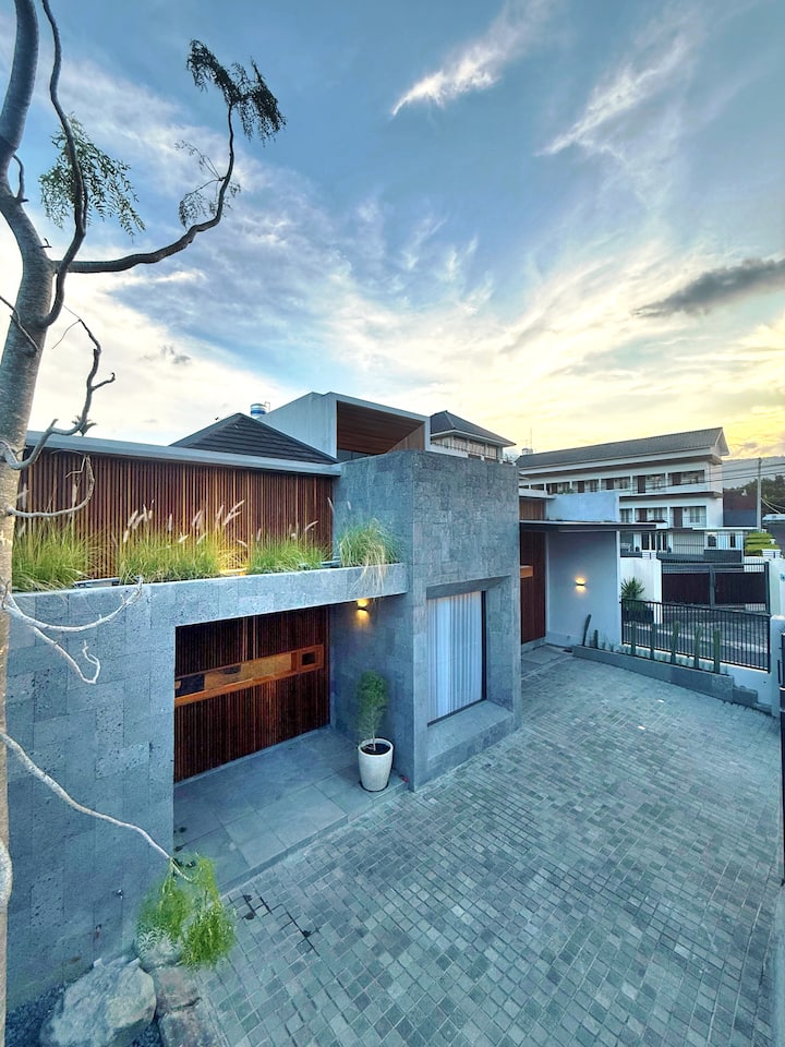 Casamico Batu - Indonesia