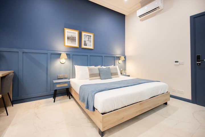 Buena Vista Suites Room 6 - Valletta, Malta