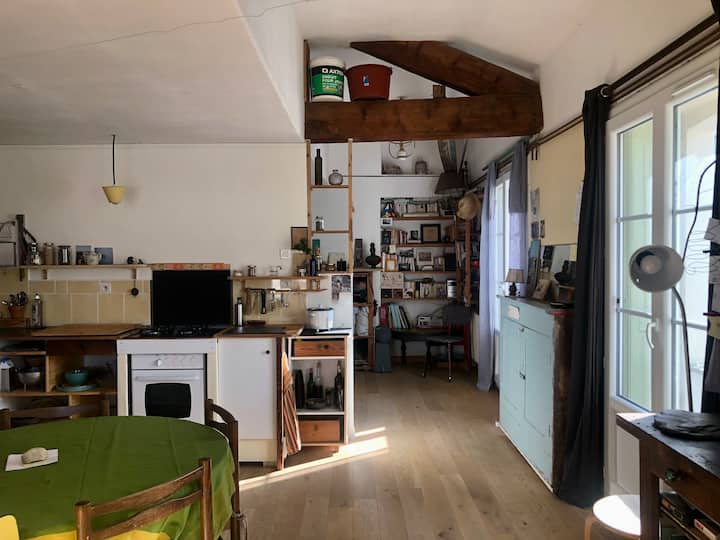 Appartement Atelier D'artiste
Proche Gare - Perpignan