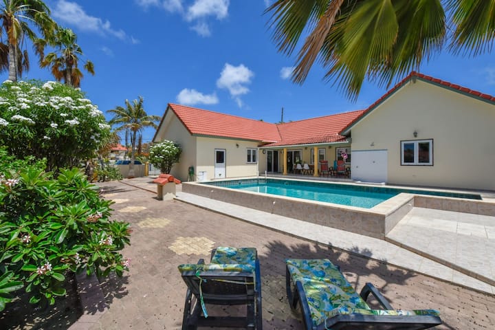 New! Quiet Pool Oasis!
20% Off For Week+ Stay - Aruba