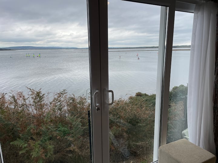 Primrose Front Row Sea View Dogs Stay Free Rockley - Poole