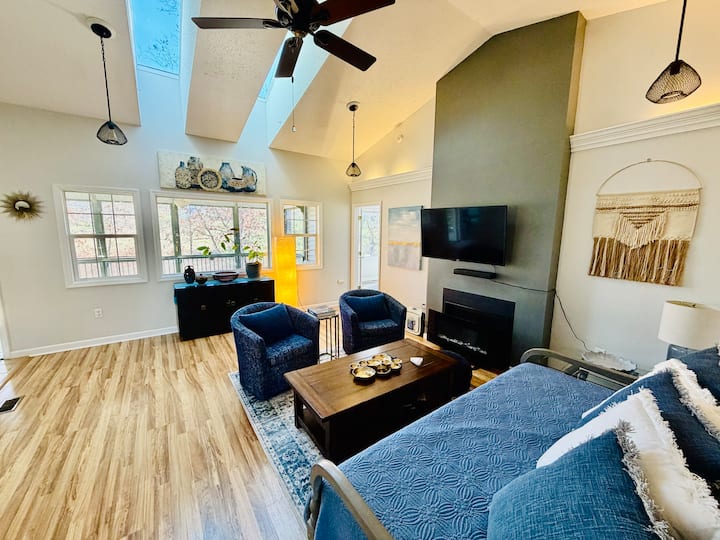 Peaceful Mountain Retreat - Weaverville, NC