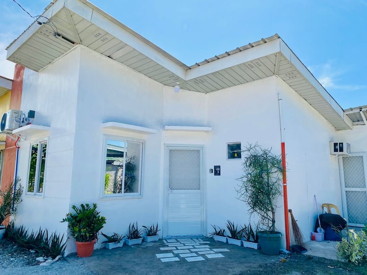 Balai Camu – Fully Furnished Luxury Home - Castillejos