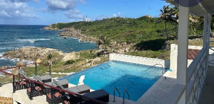 5 Bedroom Oceanfront W/ Stunning Natural Views - Barbados
