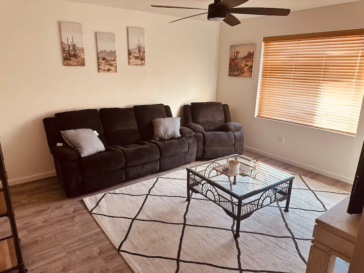 The Healing Hideaway Your Home Away From Home - Yuma, AZ