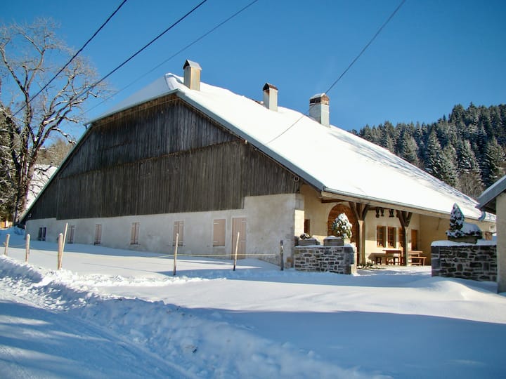 Appartement 85 M2 Dans Magnifique Ferme Comtoise - Métabief