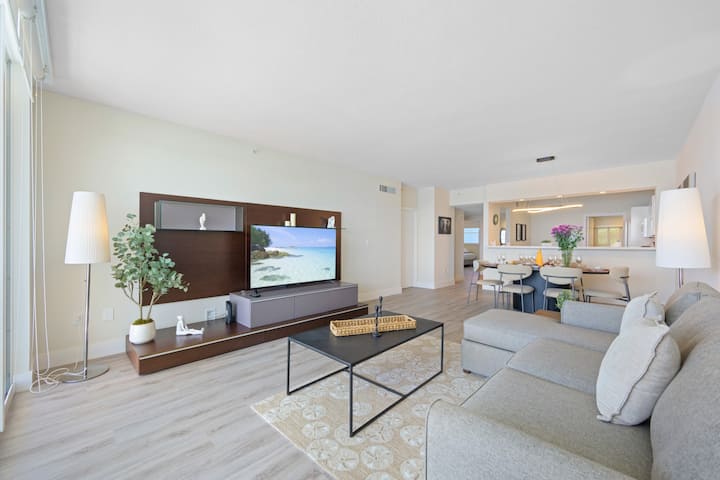 G. Bay Premium 54, Beautiful Bay Views. -