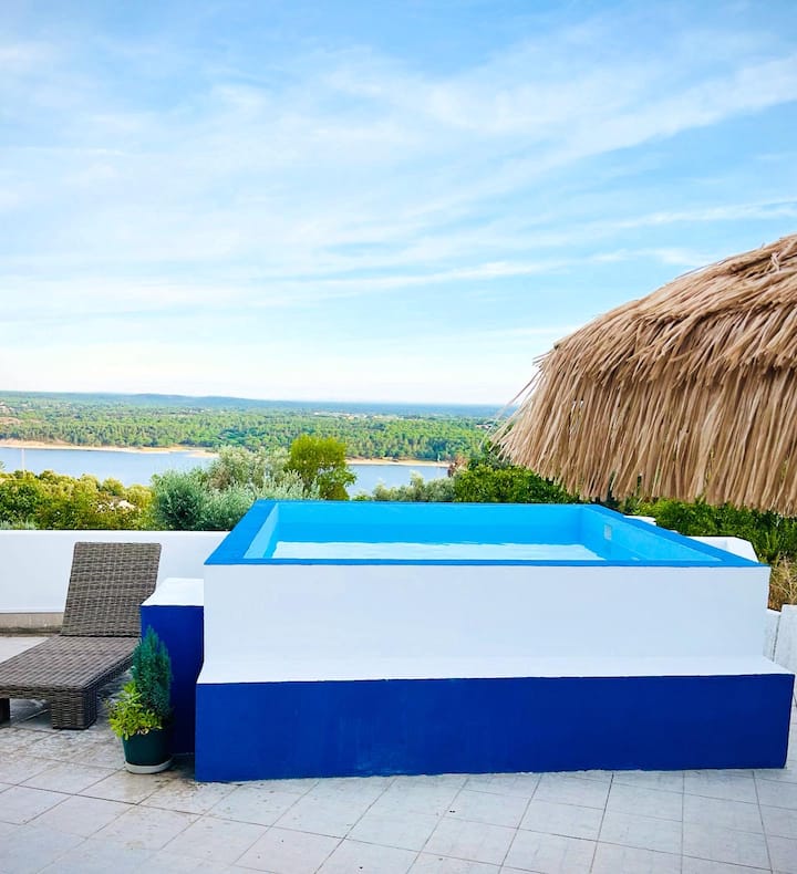 Casa Lusa
Alojamento Local 
Montargil - Montargil