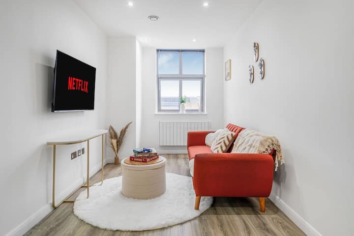The Velvet Nest |2br 2ba City Centre Very Spacious - Leicester