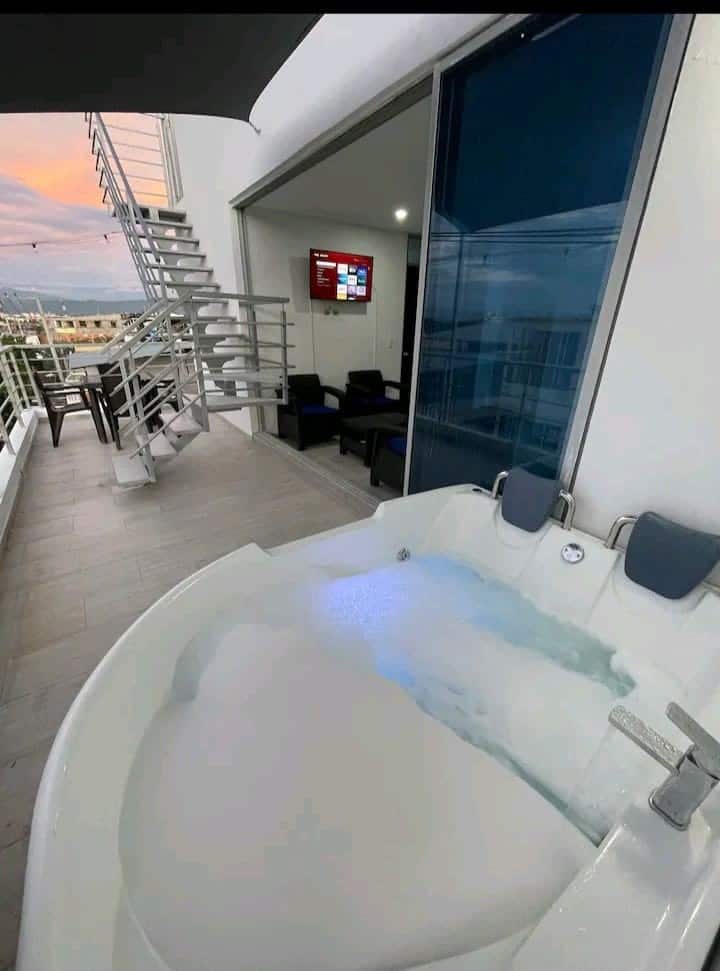 Blue Jacuzzi Aireacon Tv Wifi Piscina Central 4d-6 - Flandes