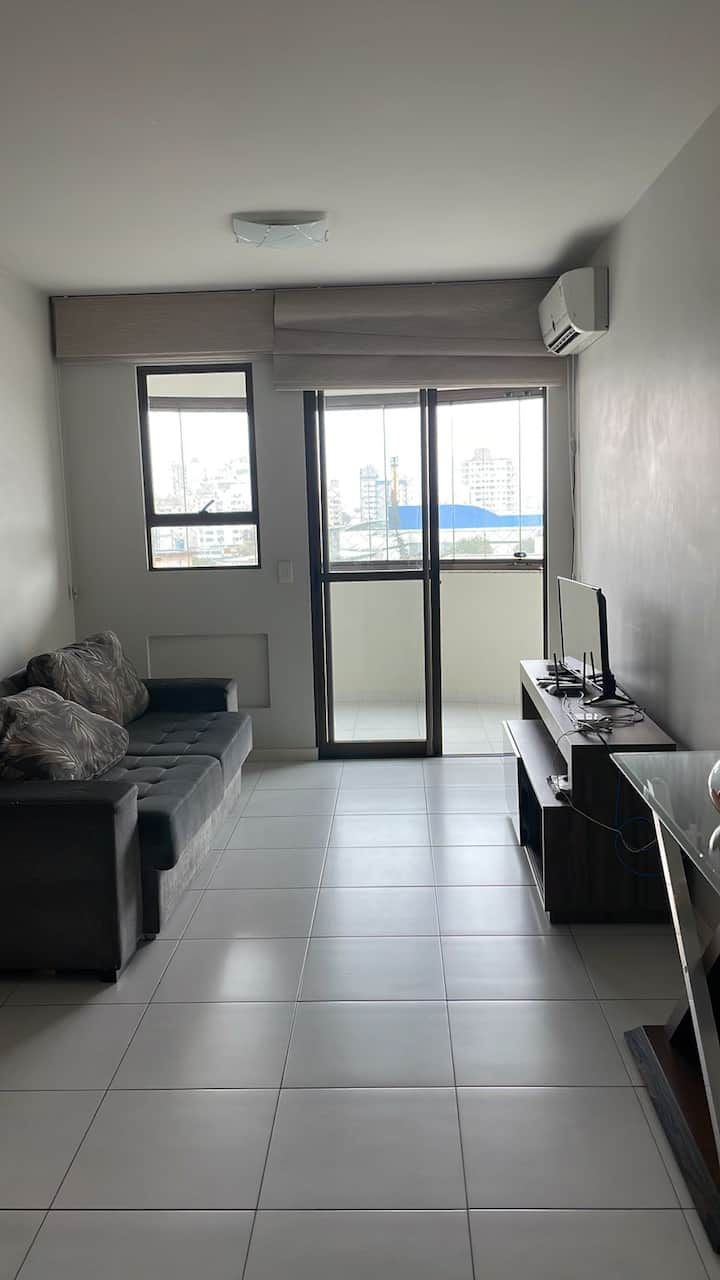 Apartamento Para Diárias 3 Quartos, 1 Sendo Suíte - Criciúma