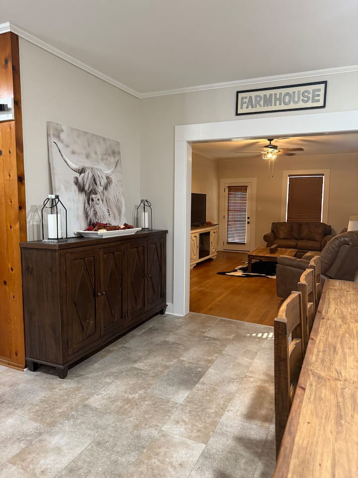 Hawkins Hill - Bastrop, LA