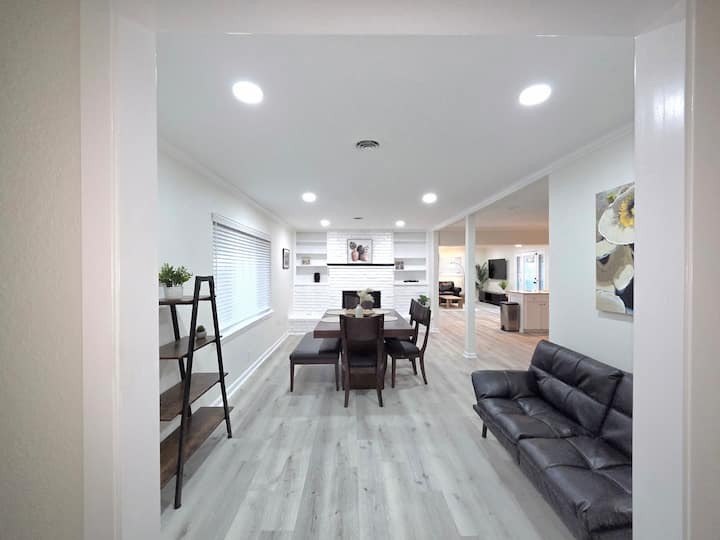 The Finland Retreat - Family Fun Near Stadiums! - Grand Prairie, TX